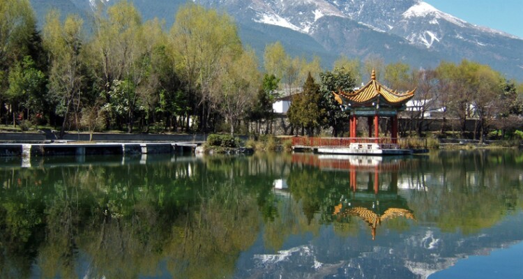 Dali Erhai Lake: What to See and the Best Way to Visit