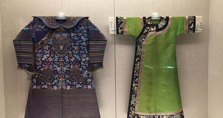 4 Traditional Chinese Clothing and Dress: Hanfu, Qipao...