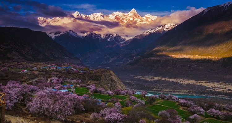 Mount Namcha Barwa: Tours, Reviews, Photos, Map and more.