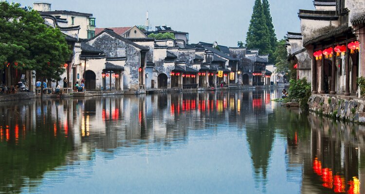 9 Beautiful Ancient Towns in China: A Visiting Guide