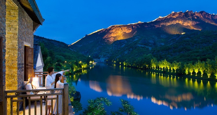 Simatai Great Wall — a Hikers’ Classic, Unrestored and Night Tour