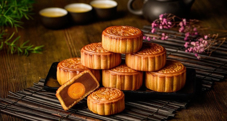 12 Traditional Mid-Autumn Festival Foods: Symbolic Meanings