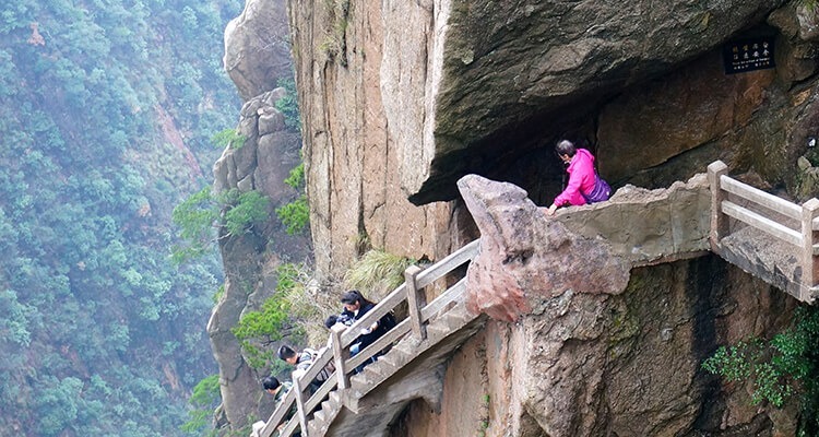 The Yellow Mountains: A Full Guide Is Here!