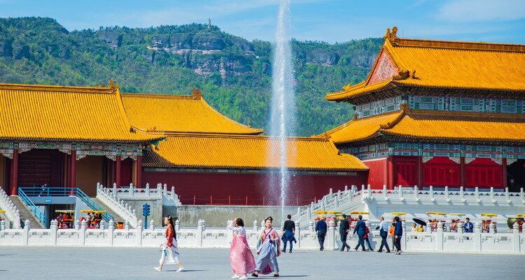 How to Visit Hengdian World Studio from Shanghai/Hangzhou