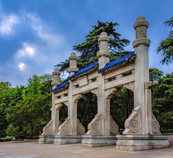 16-Day Beijing, Nanjing, Hangzhou, Shanghai and Taipei Tour