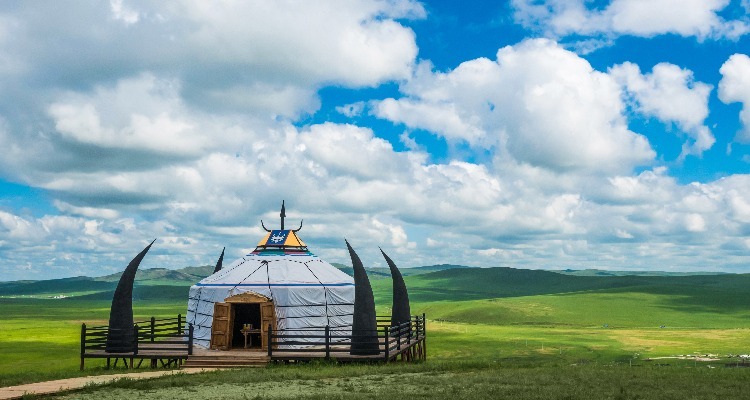 Hohhot Travel Guide: See the Capital of Inner Mongolia