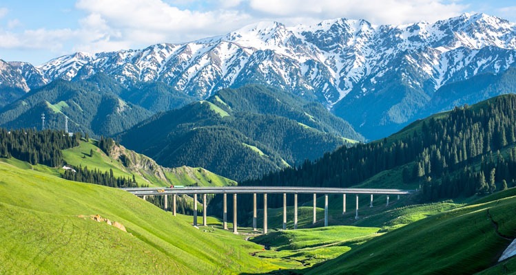 Ili Travel Guide: What to Do, Best Times to Visit, How to Get & Travel Tips