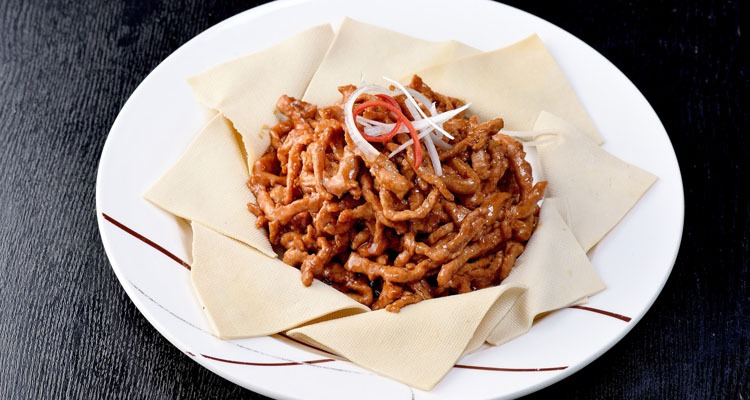 Top 15 Beijing Foods You Must Try — Dishes and Snacks