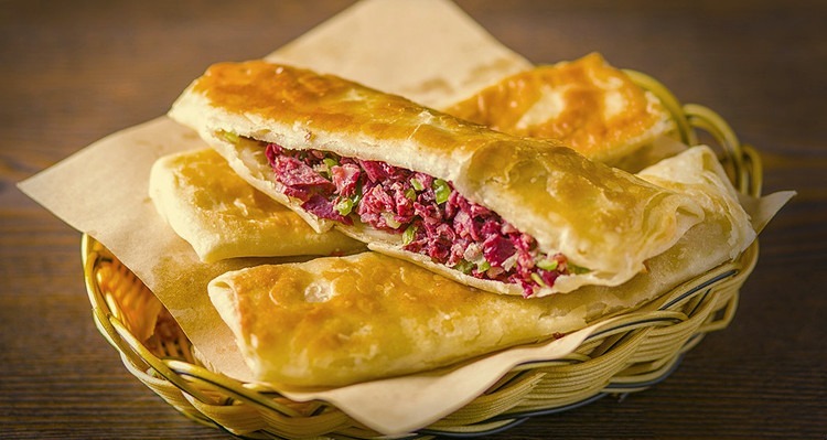 Top 10 Must-Try Beijing Foods: Local Eating Tips