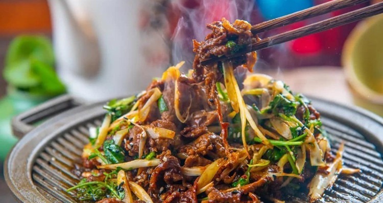 Top 15 Beijing Foods You Must Try — Dishes and Snacks