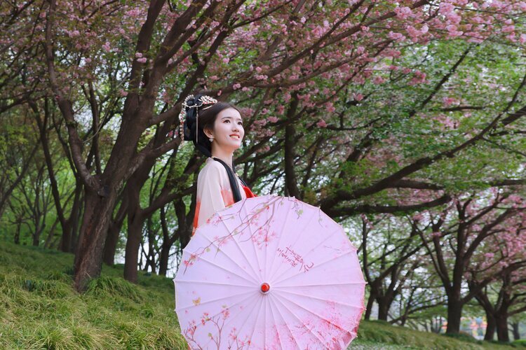 How to Take the Best Hanfu Photos in Xi'an