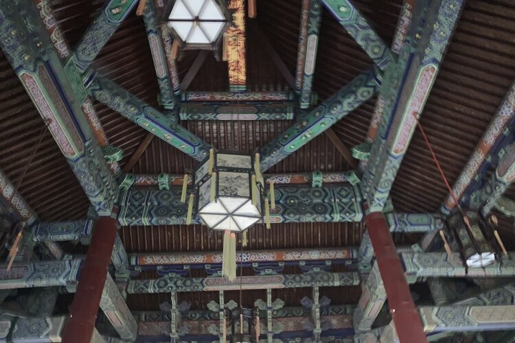 How to Visit Xi'an's Bell Tower: Local Guide's Expert Tips