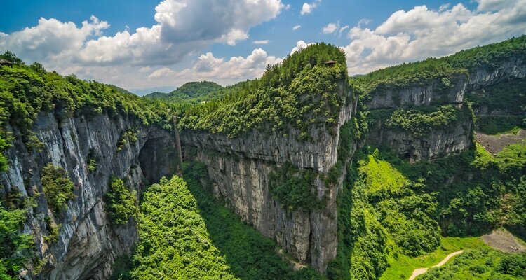 Visit Chongqing and Wulong: Authentic Tips from a Local Guide