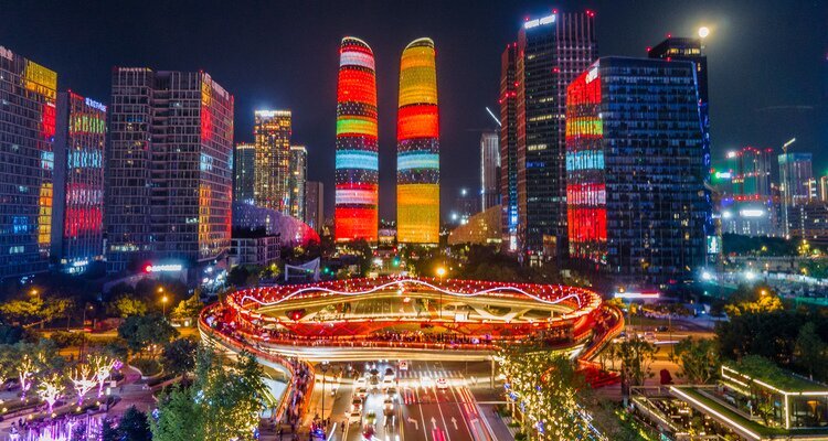 Where to Go at Night in Chengdu