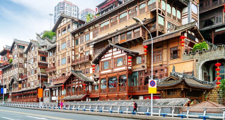 Chongqing Hongya Cave- Light-up Time and Best Photo Spots